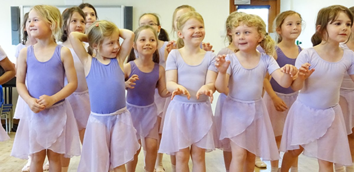 An afternoon performance | News | Pipers Corner School