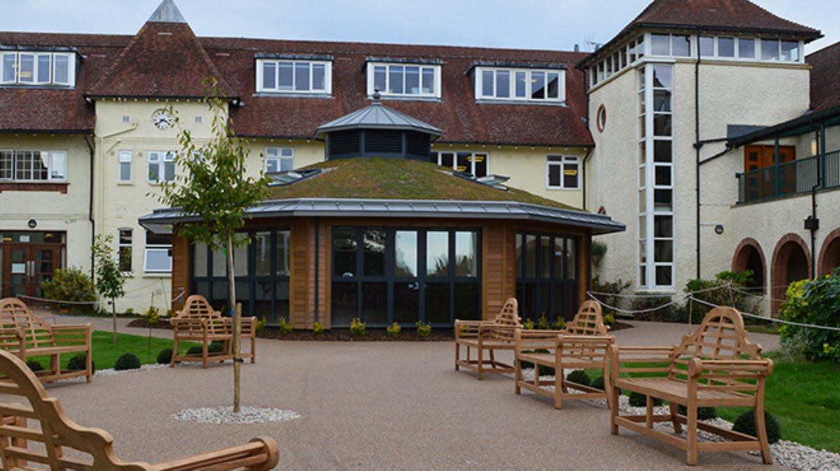 A STEM future | News | Pipers Corner School