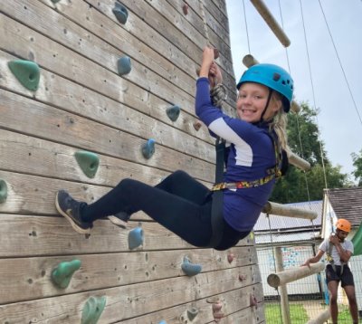 Year 6 Making Life-Long Friendships | News | Pipers Corner School